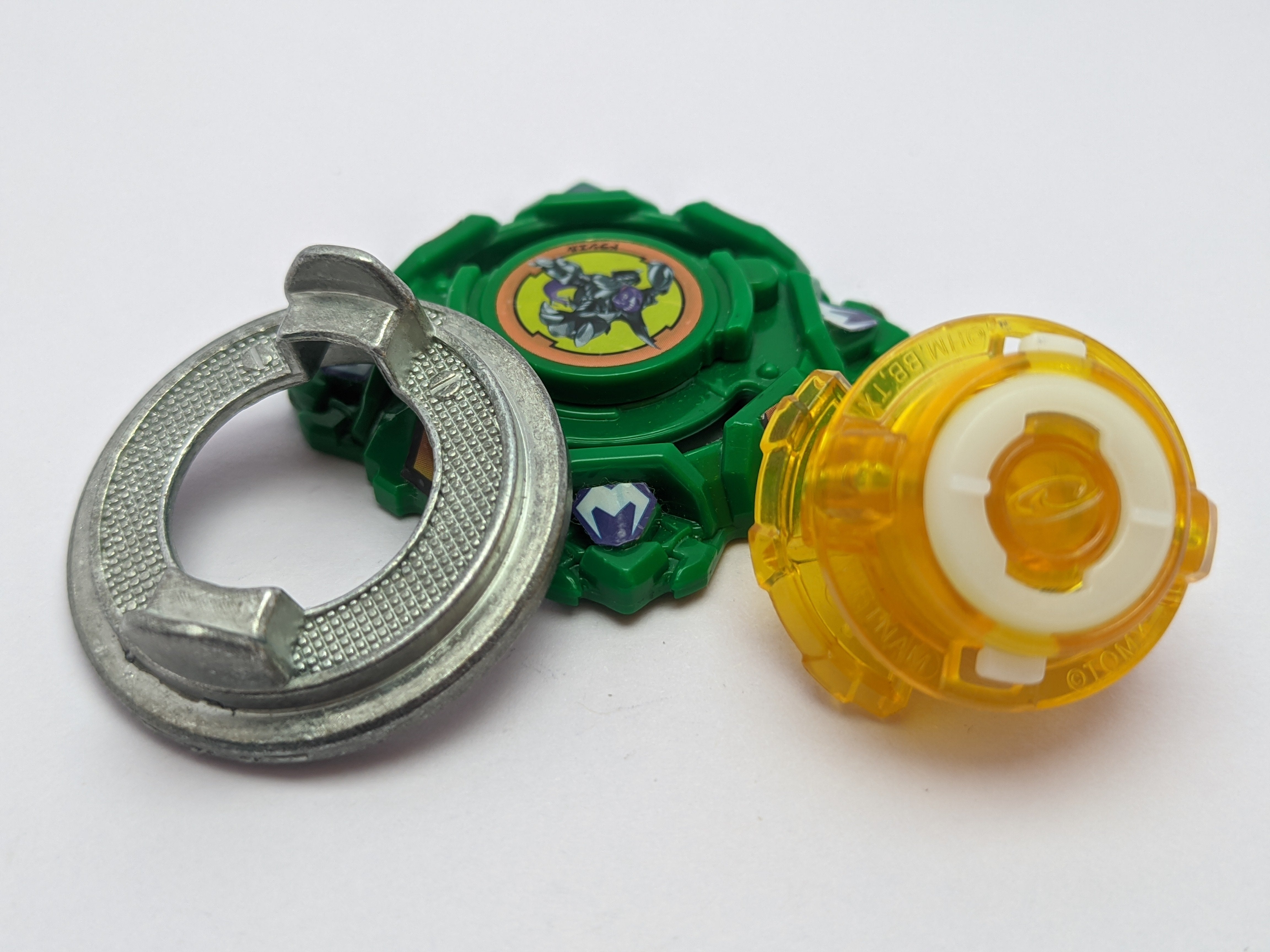TAKARA TOMY - Draceil [S] - Beyblade Burst – Red Eye Merch